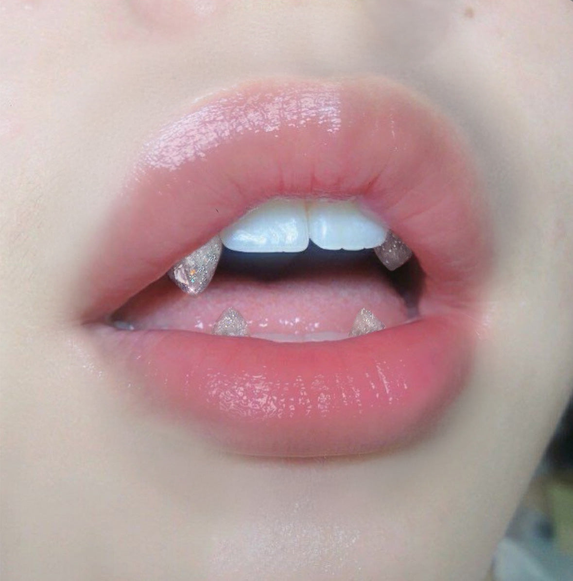 Glitter Hart Fangs – Stonehart